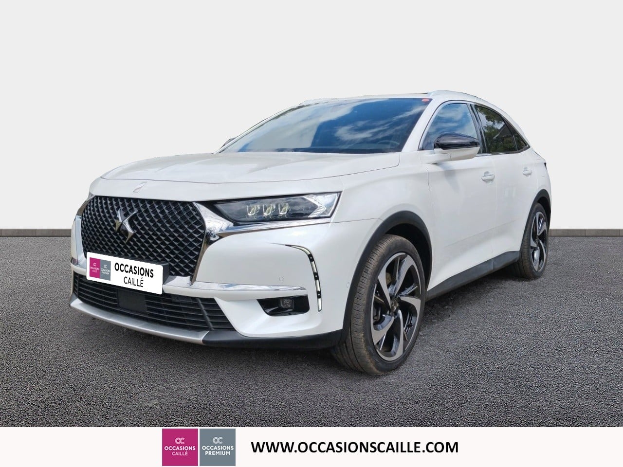 Voiture d’occasion DS DS7 CROSSBACK E-TENSE GRAND CHIC 4X4 300 CV année ...